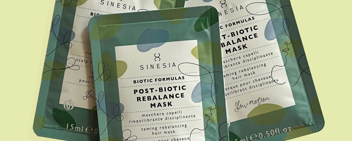 Sinesia • Easysnap Technology • The One Hand Opening Technology